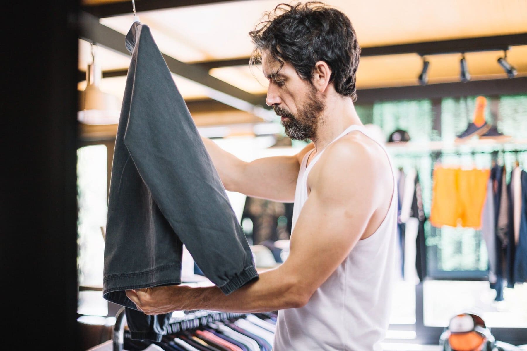 25 Essential Gym Etiquette Tips Every Beginner Should Know