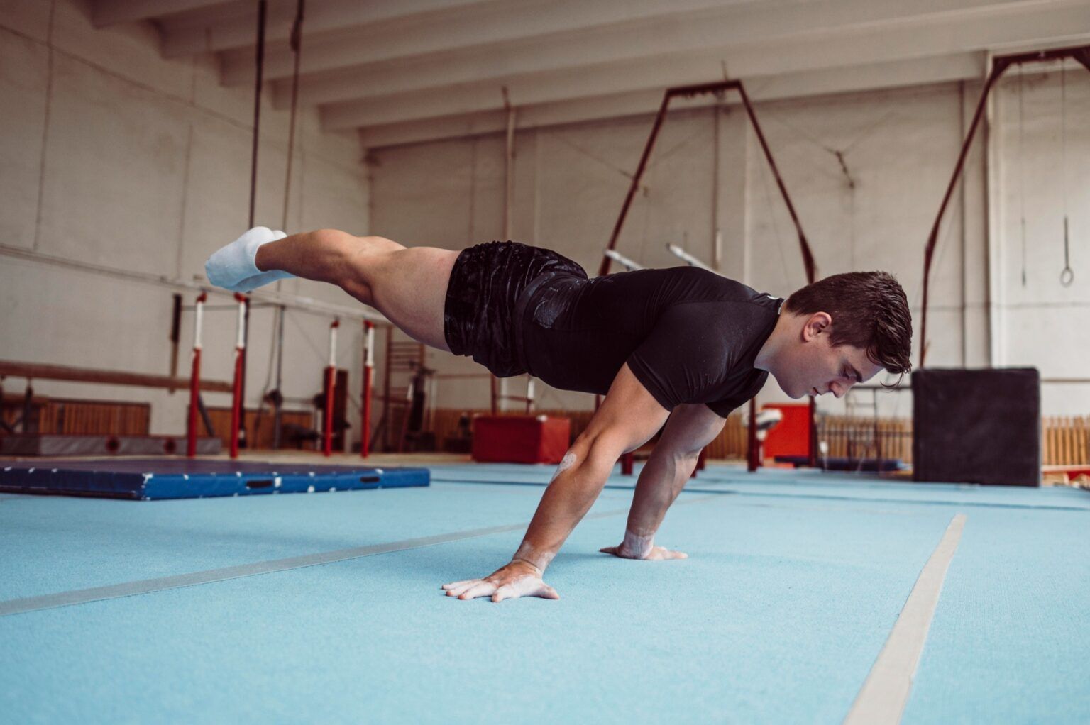 Calisthenics vs. Gymnastics: Which Is Better for Full Body Strength and ...